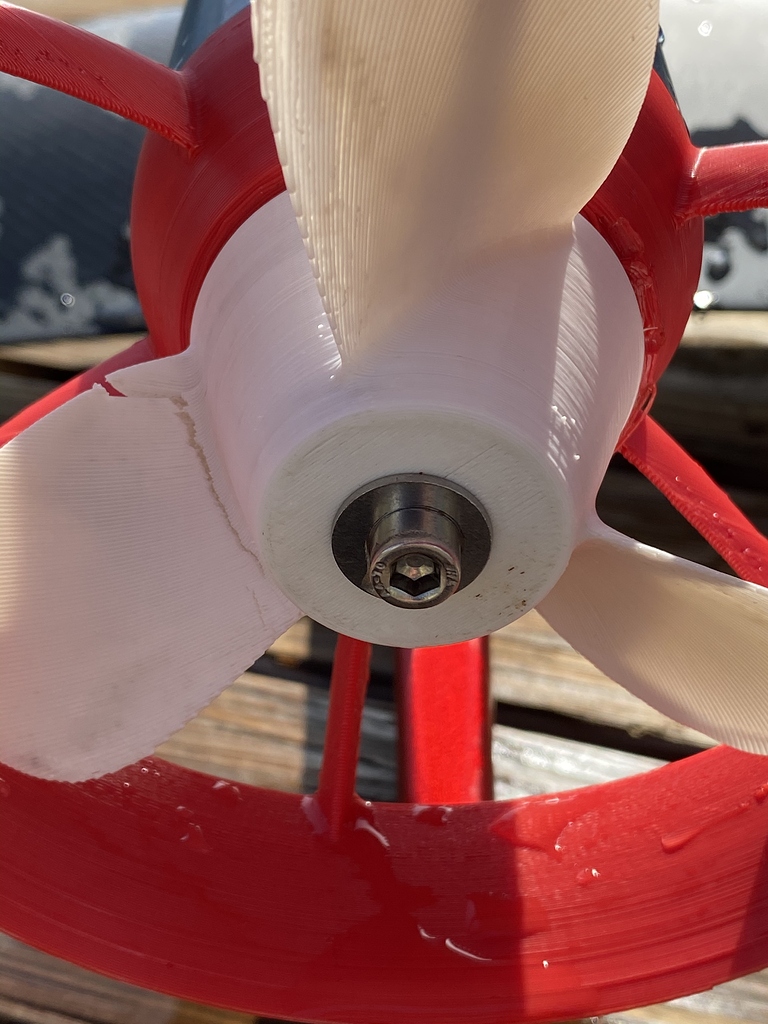 Breaking props! Need suggestions! - Propulsion System (Motor, Gears ...