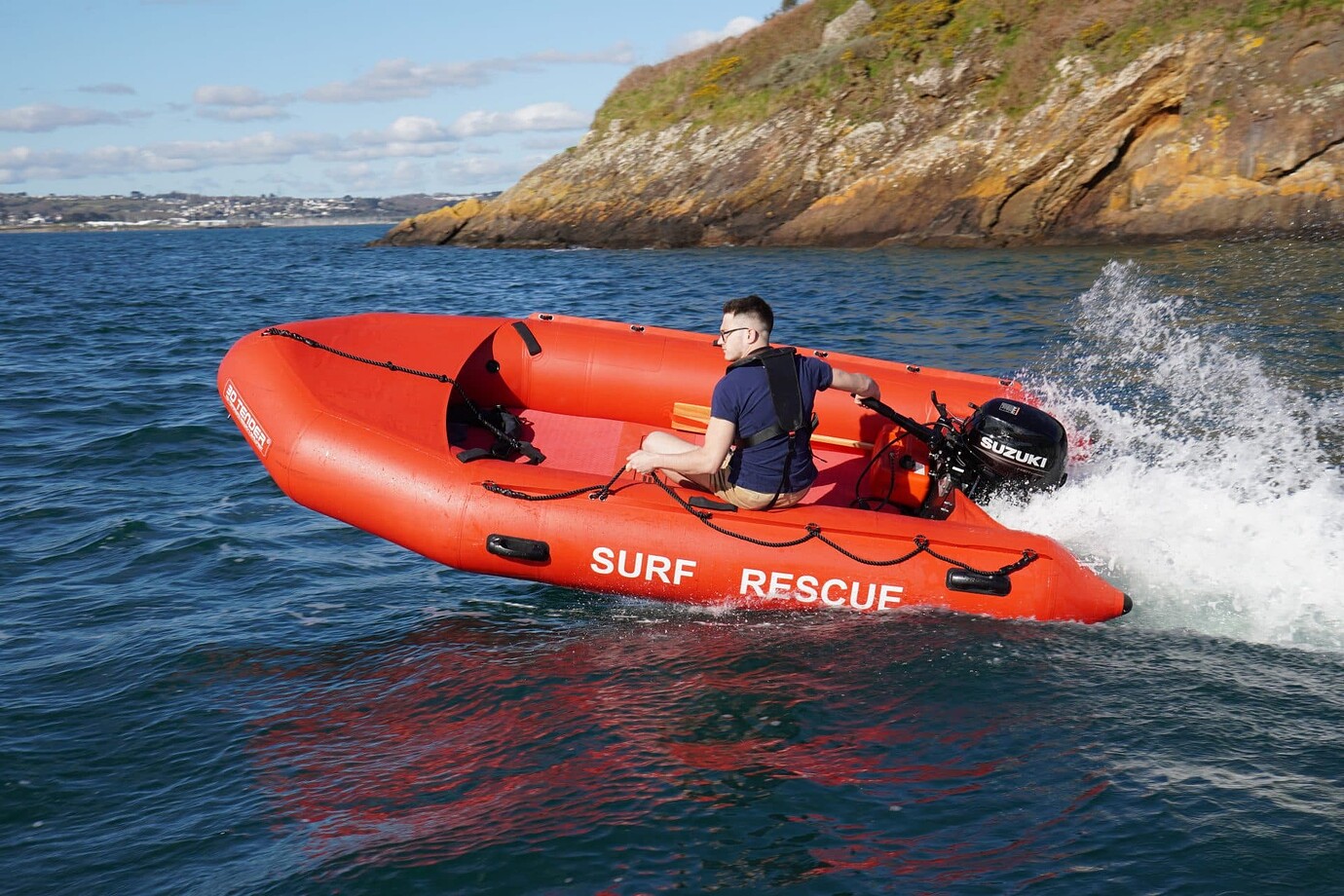 XXL tow boogie/SIB e-boat (65161 14S12P servo-motor steering) - Builds ...