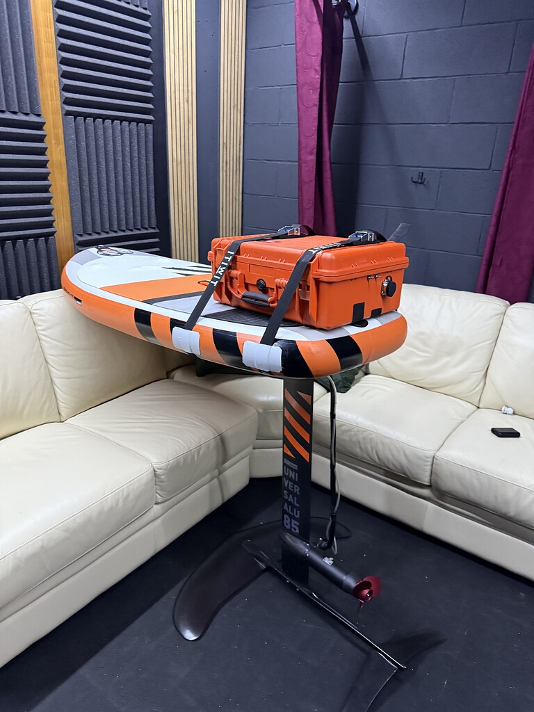 Full inflatable e foil 110l 4kw/h - Buy & Sell - FOIL.zone