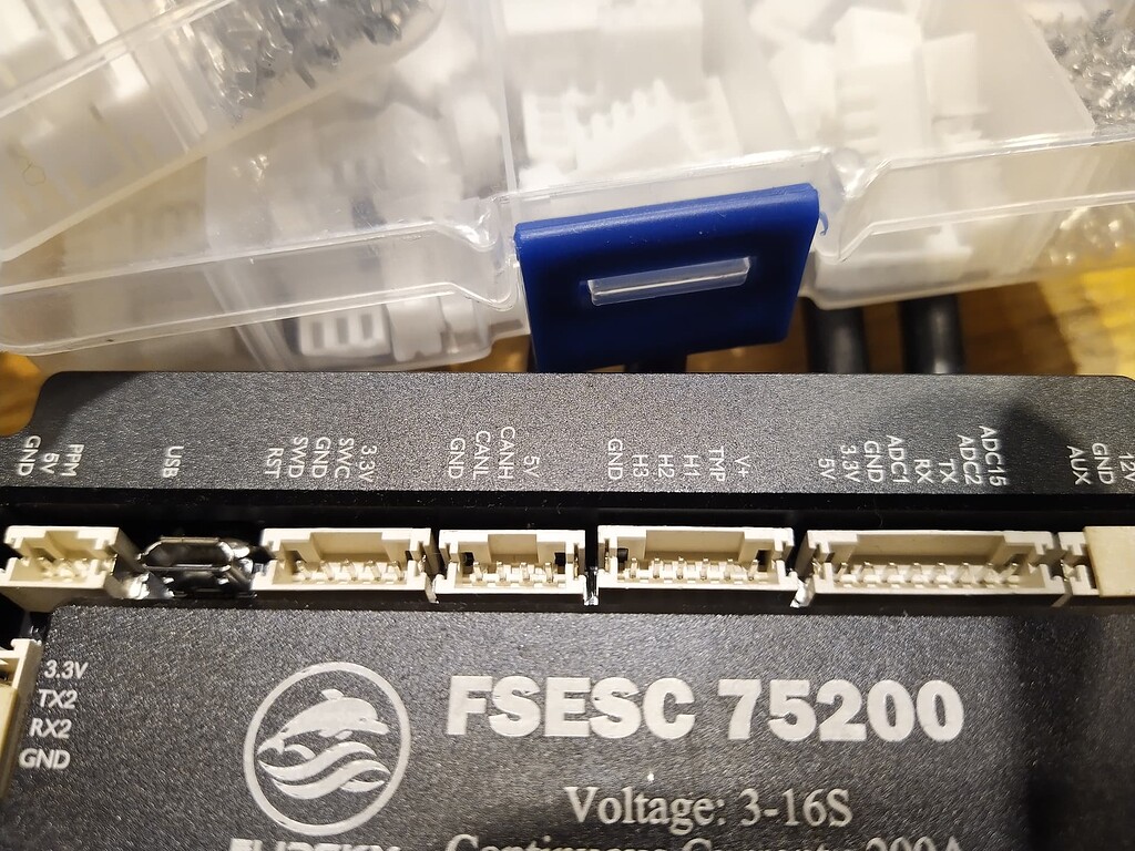 Flipsky 75200 connectors - Electronics (ESC, remote, batteries) - FOIL.zone