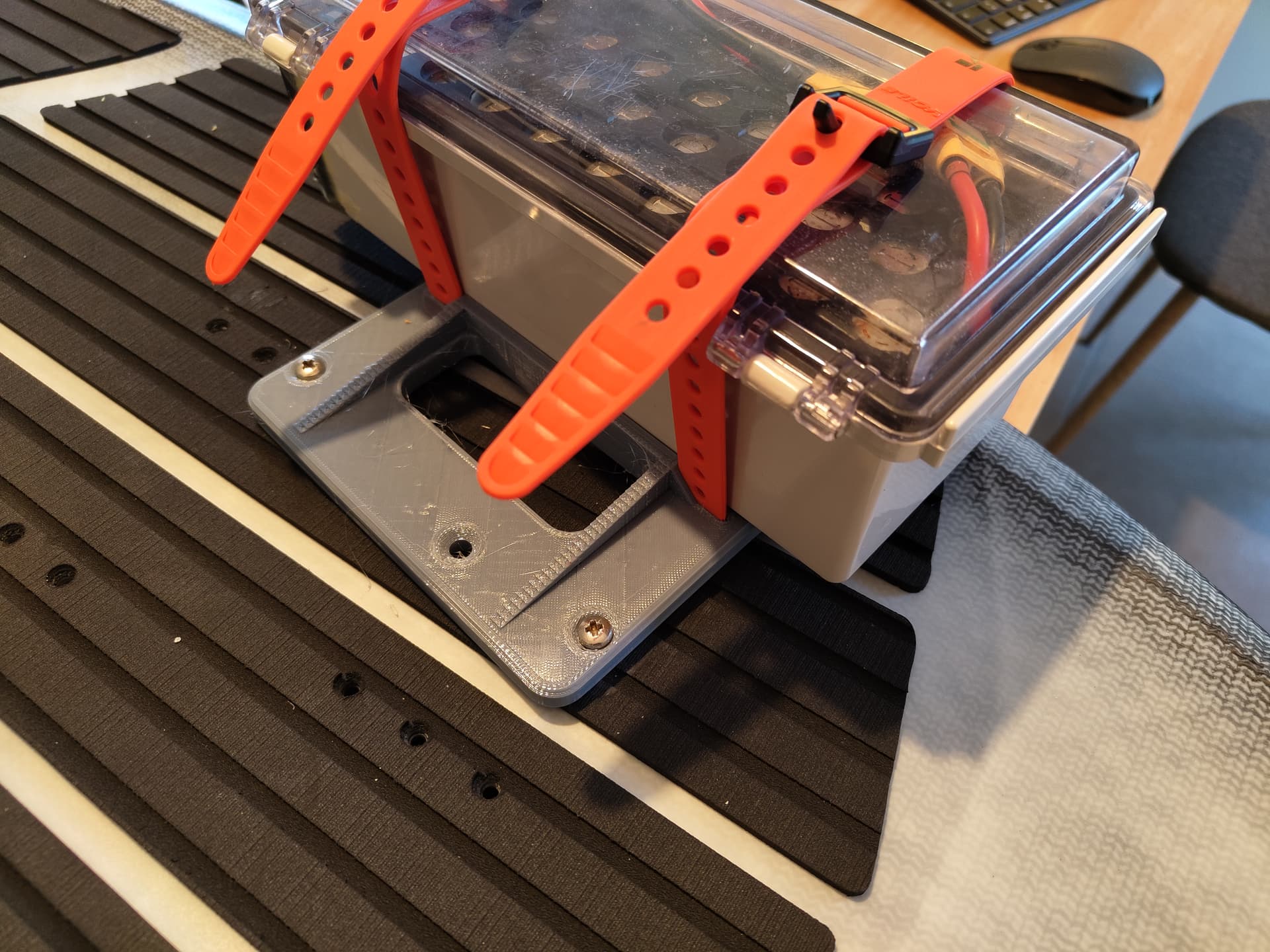 Assist / Light build from France [maytech kit] - Builds - FOIL.zone